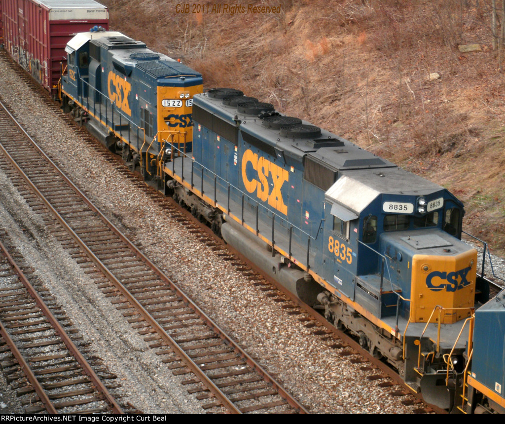 CSX 8835 and 1522